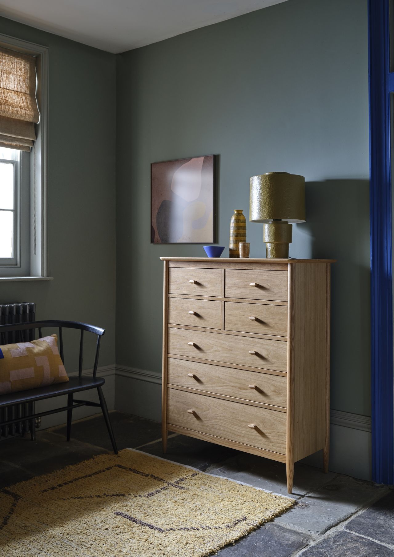 Small bedroom clothes storage ideas: 10 clever tricks | Homes and Gardens