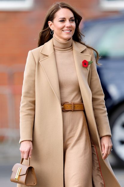 Kate Middleton's best handbags - from her Mulberry favourites to ...
