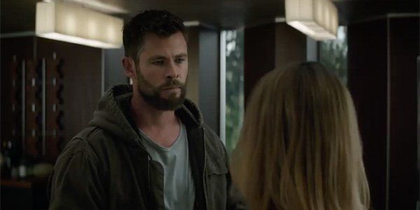 Captain Marvel Has A Cute Moment With Thor In The New Avengers: Endgame ...