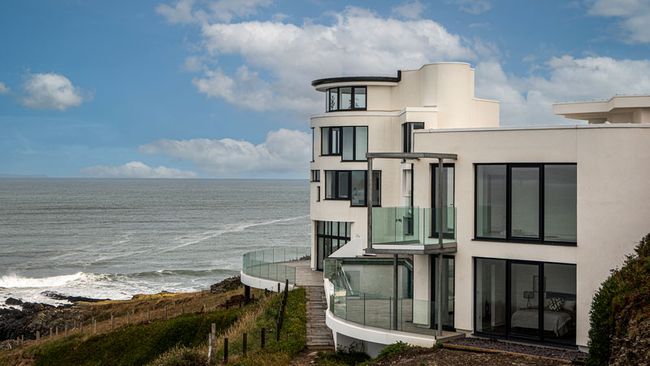 Grand Designs Lighthouse runs into more problems with collapsing ...