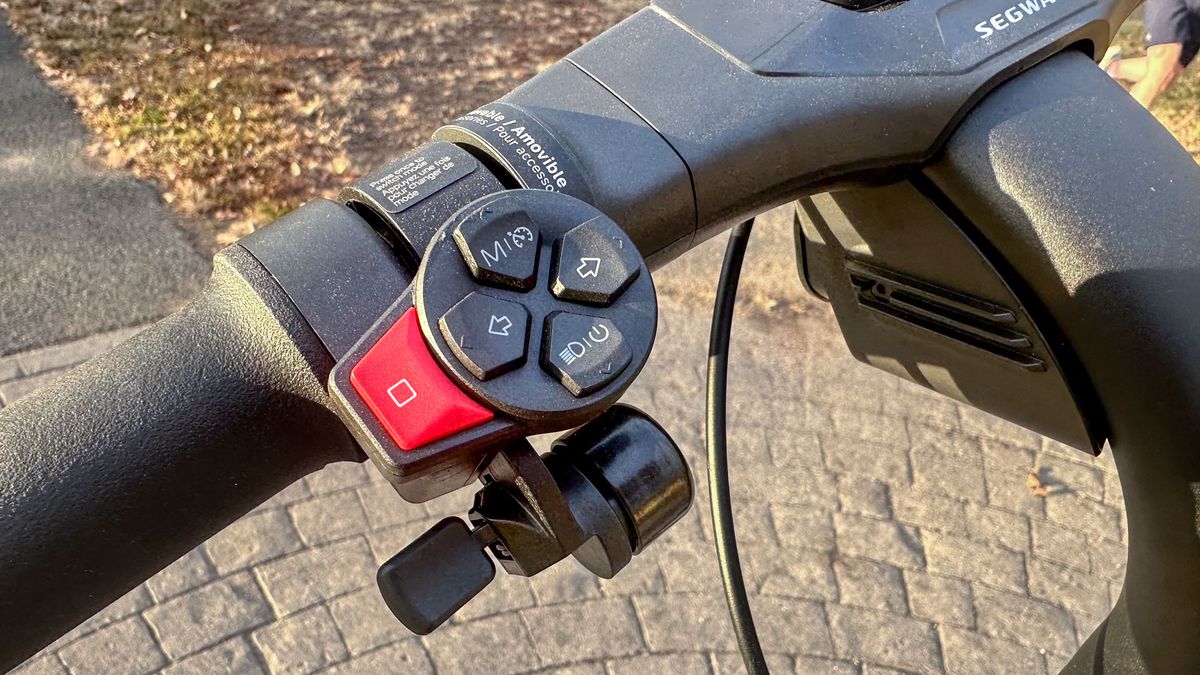 Segway Kickscooter ZT3 Pro: On and offroad fun | Tom's Guide