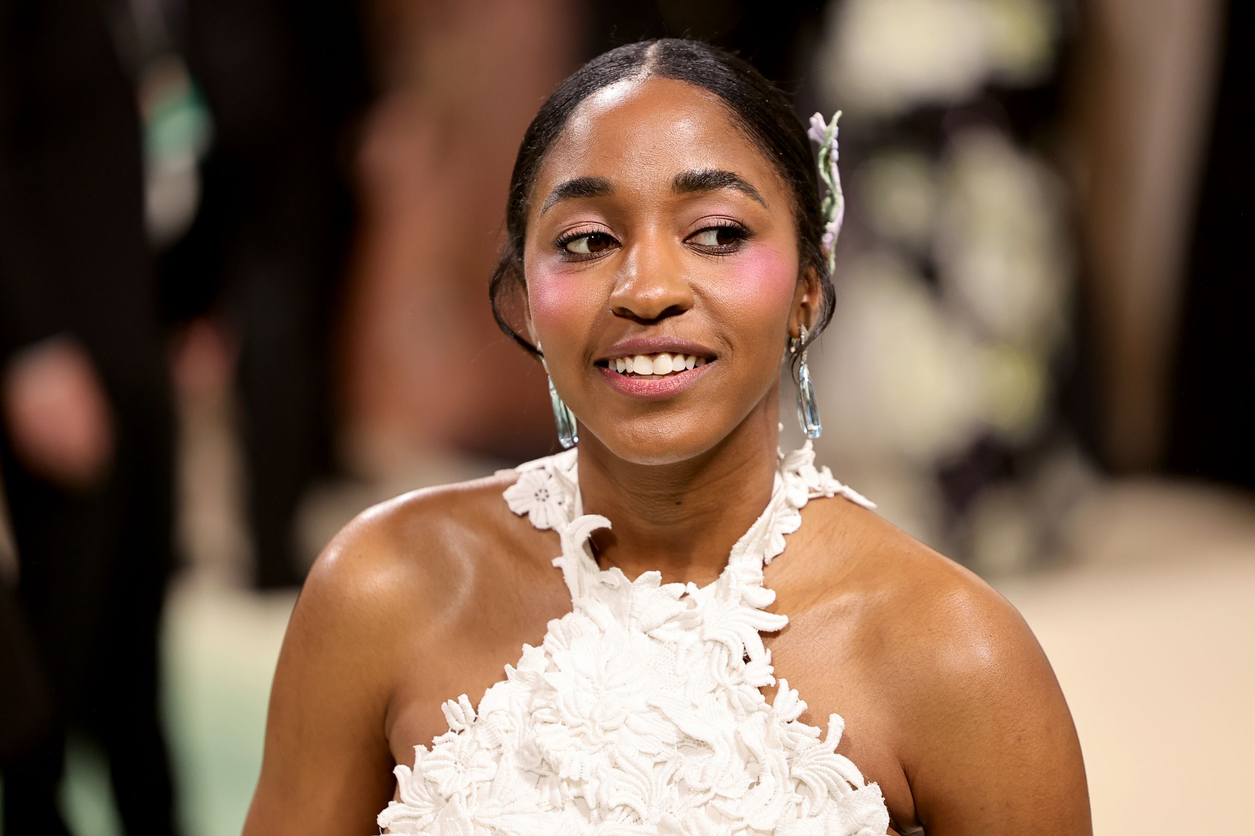 Ayo Edebiri's Makeup Artist Explains How She Created Her Met Gala 2024 ...