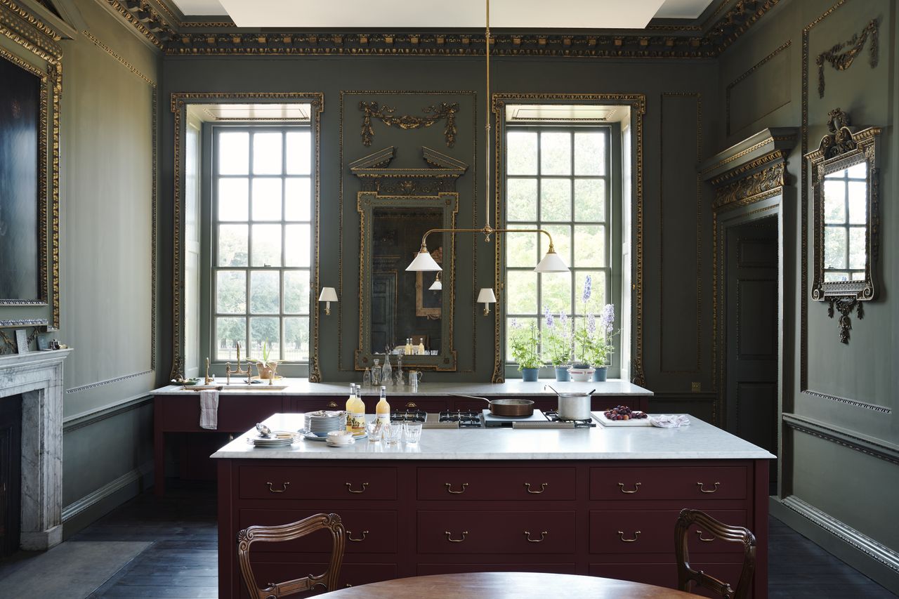 How one family went about creating a welcoming kitchen in one of ...