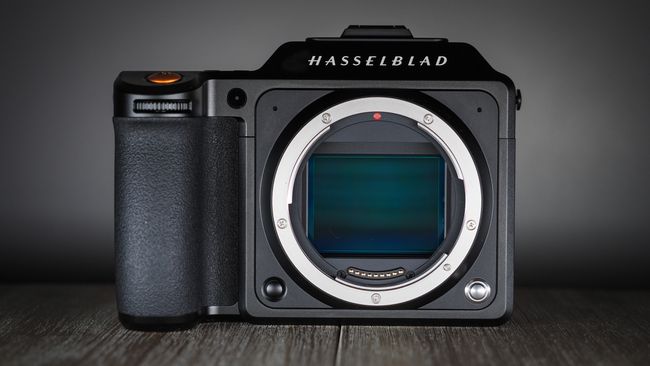 Where to buy the Hasselblad X2D 100C: Stock updates & price checks ...