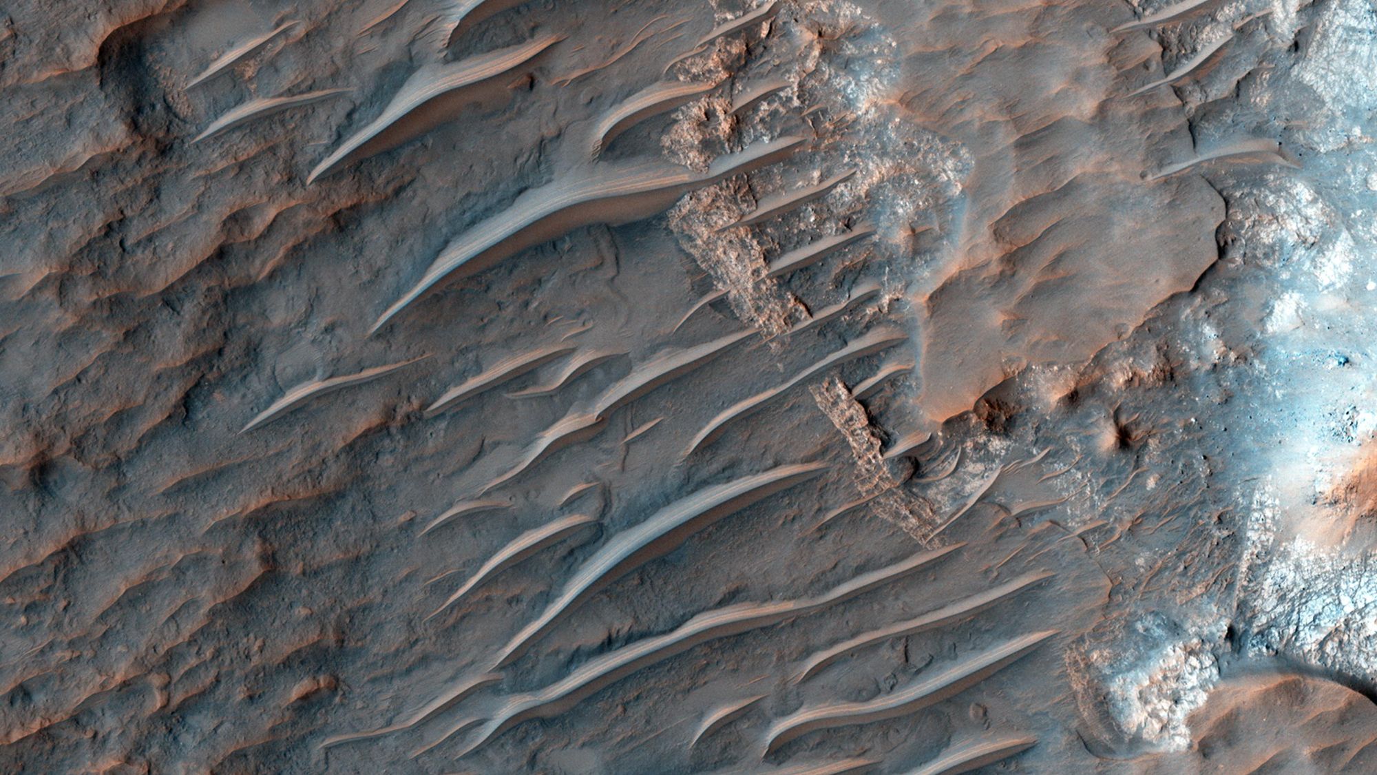 Mars climate changed drastically 400,000 years ago, Chinese rover finds ...
