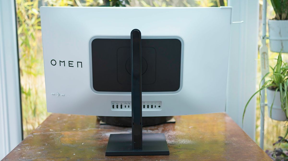 HP Omen Transcend 32 OLED review: fast, bright, and... cheaper ...