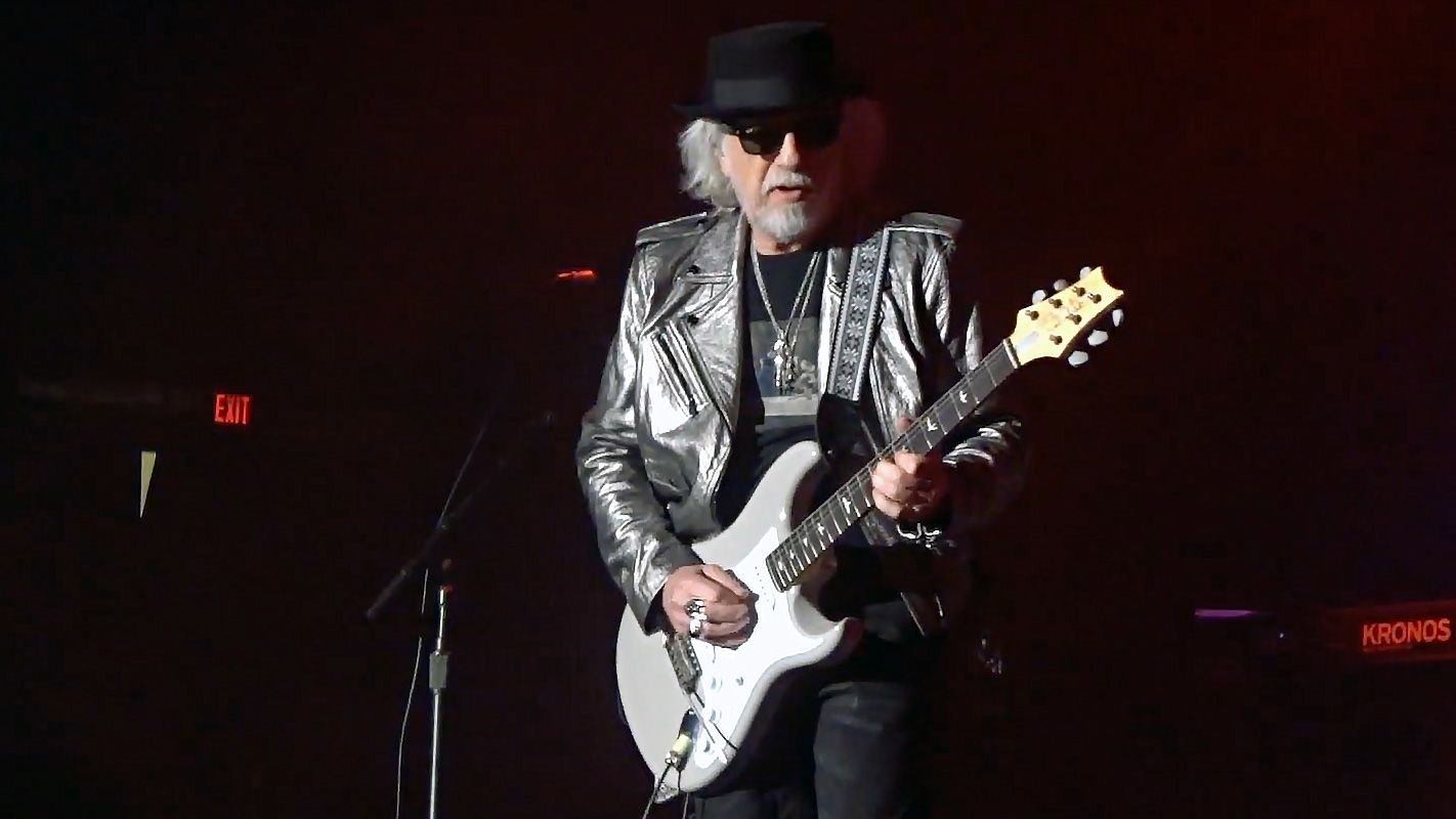 Aerosmith’s Brad Whitford loves John Mayer's PRS Silver Sky: "I could ...
