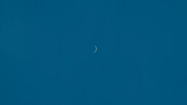 Why Venus is now a slim crescent and will disappear from the evening ...