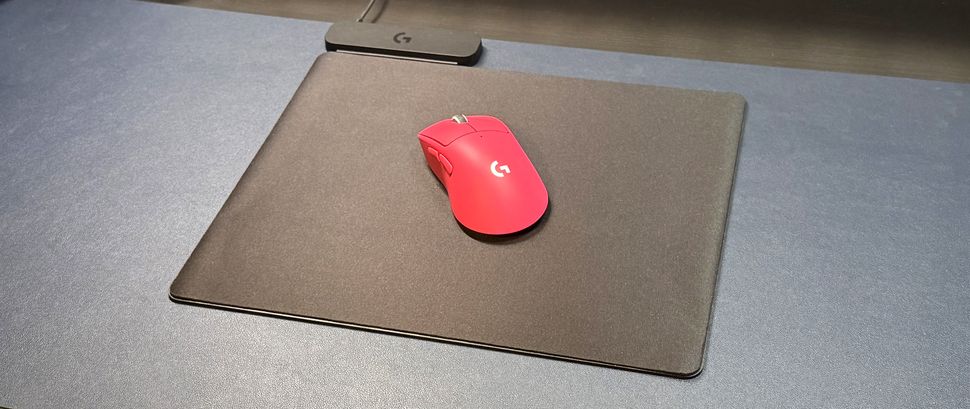 Logitech PowerPlay 2 Review: An impressive downgrade | Tom's Hardware