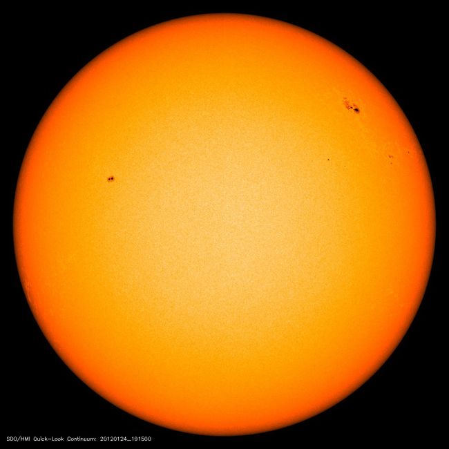 Photos: Huge Solar Flare Sparks Major Radiation Storm | Space