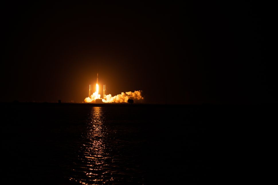 SpaceX's 1st 'Block 5' Rocket: A Tale of 2 Launches | Space