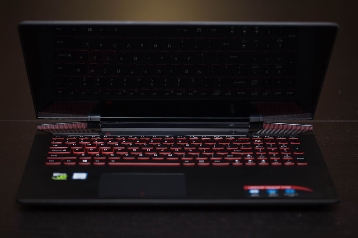 Lenovo Ideapad Y700-15 Touch Gaming Laptop First Look - Tom's Hardware ...
