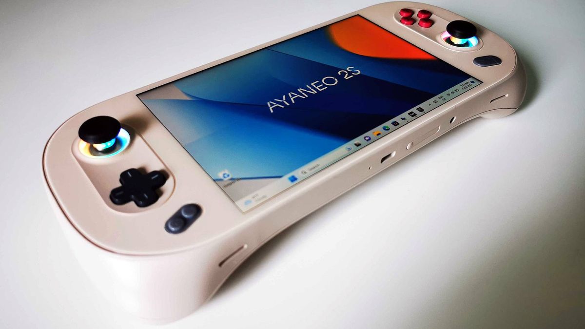 Ayaneo 2S review: “More than just an expensive Steam Deck rival” | GamesRadar+