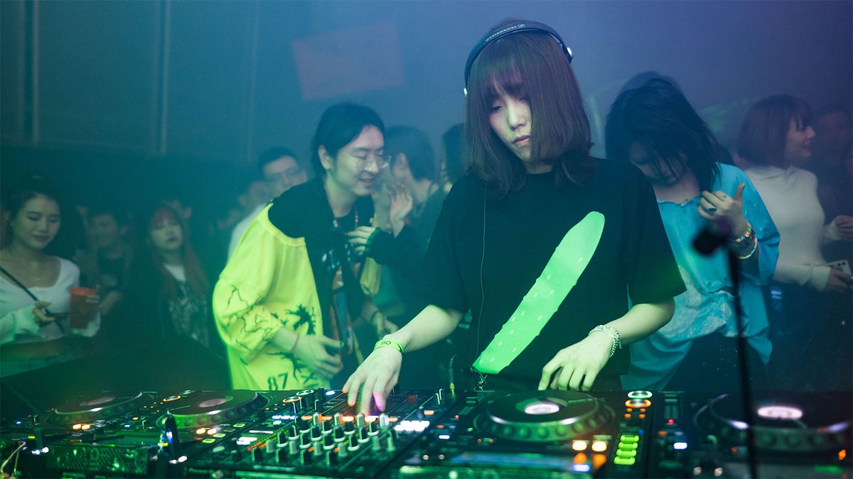 13 artists on how they use Ableton Live: “Use it as a real instrument ...