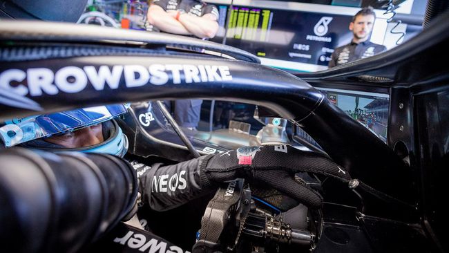 Full throttle - how TeamViewer and Mercedes F1 are taking comms to the ...