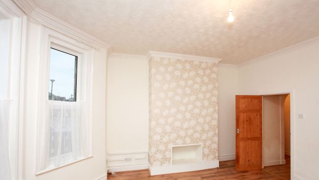 Artex ceilings: What is Artex and how do you get rid of it? | Homebuilding