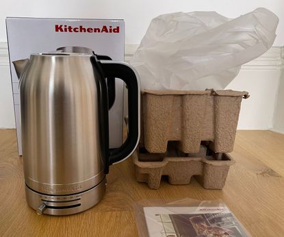 The affordable KitchenAid Electric kettle, reviewed by our experts ...
