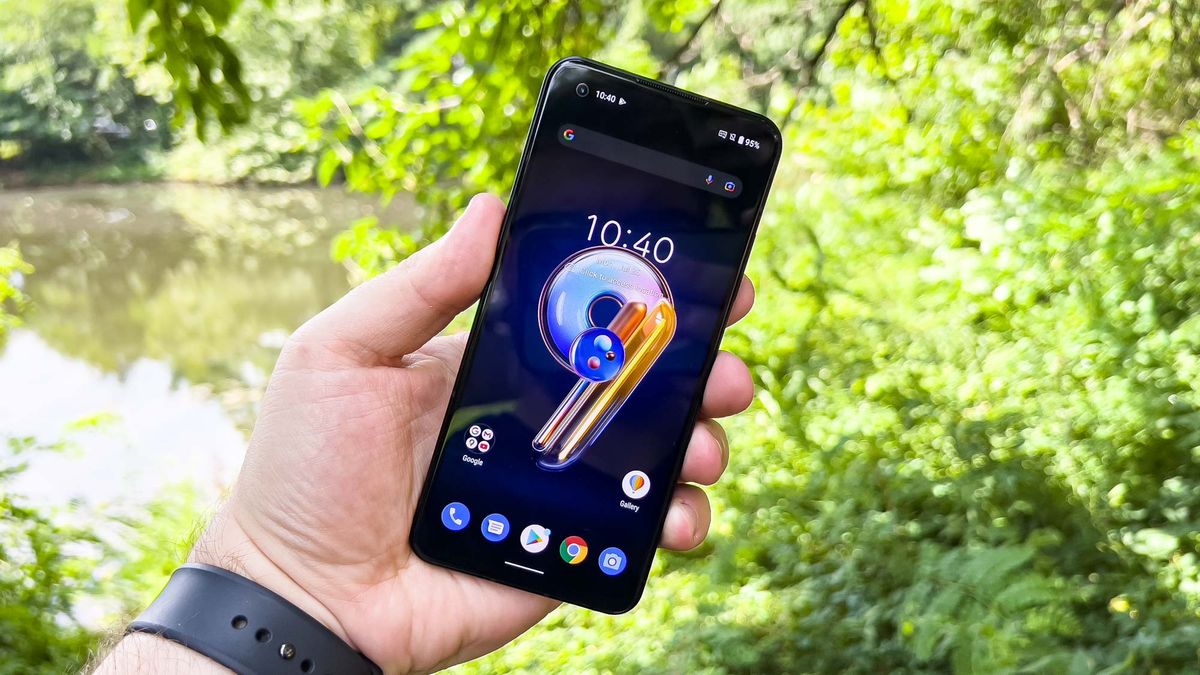 Asus Zenfone 9 review: One of the best small phones ever | Tom's Guide