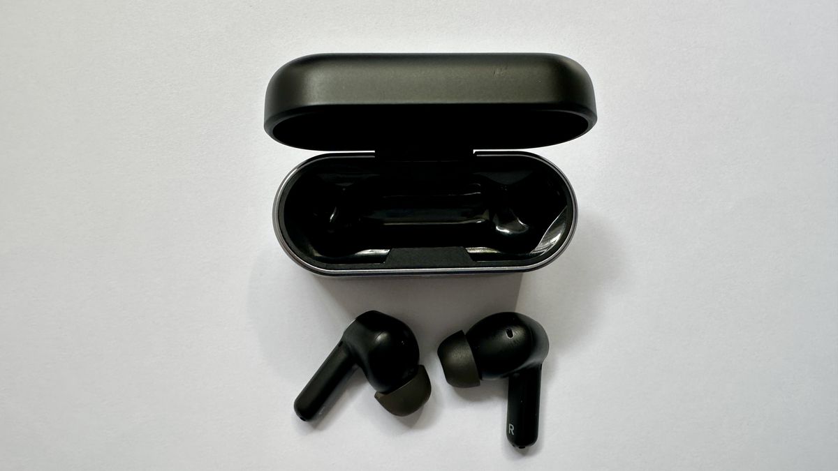 Cambridge Audio Melomania A100 review: these earbuds are even crazier ...