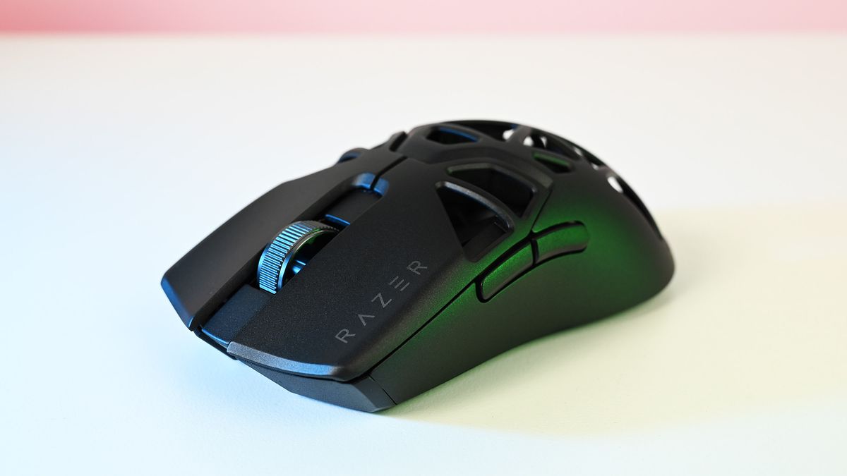 Razer’s Viper Mini Signature Edition is a batsh*t crazy $279 mouse ...