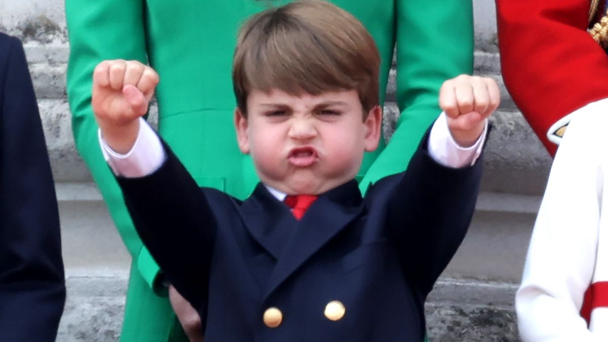 Prince Louis Cheeky Behavior At Trooping The Colour Woman And Home