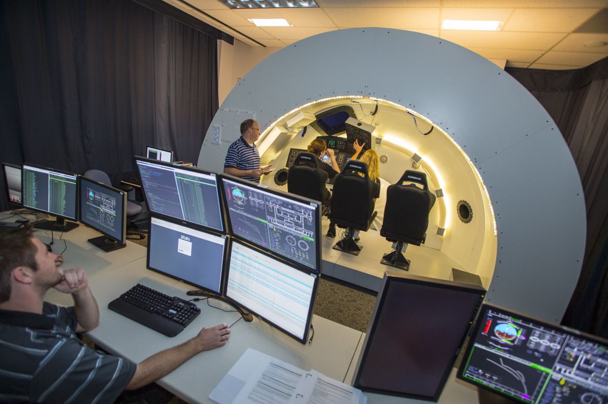 For NASA, 2014 Brings a Big Year for Commercial Spaceflight (Video) | Space