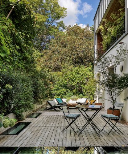 Deck edging ideas: 10 best ways to edge a deck | Homes and Gardens