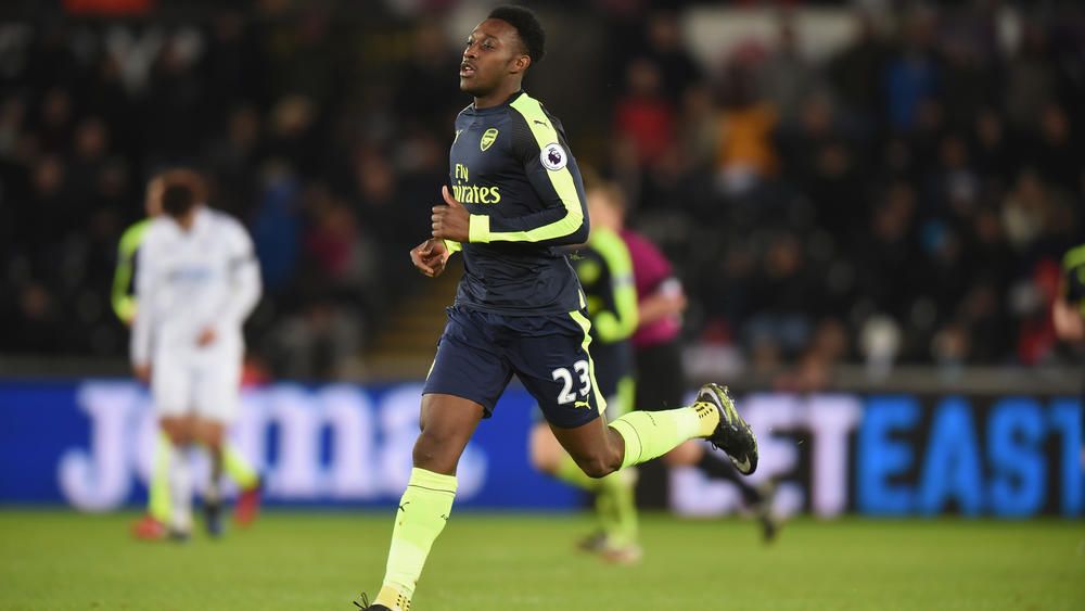 Wenger praises fearless Welbeck | FourFourTwo