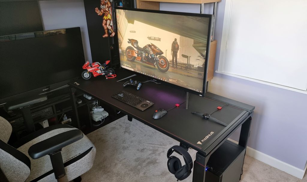 SecretLab MAGNUS Metal Desk review: the world's best gaming desk | T3