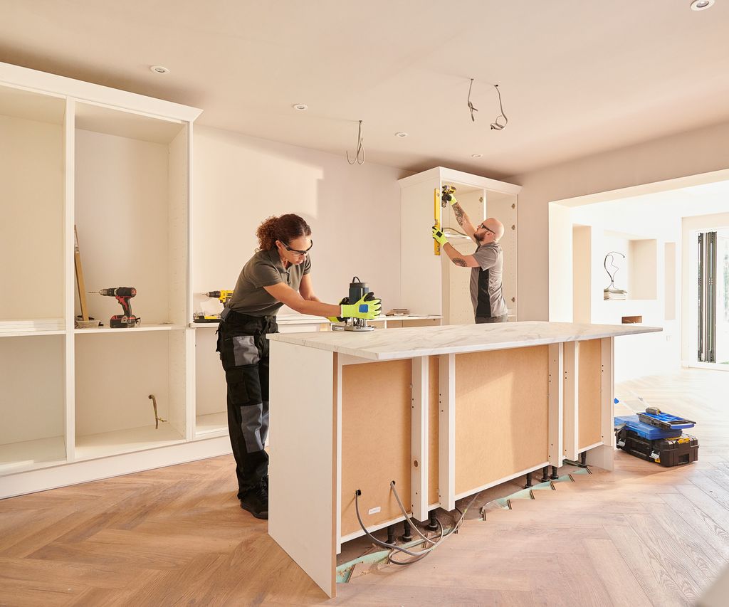 Fitting a kitchen: a handy guide on installing your design | Homebuilding