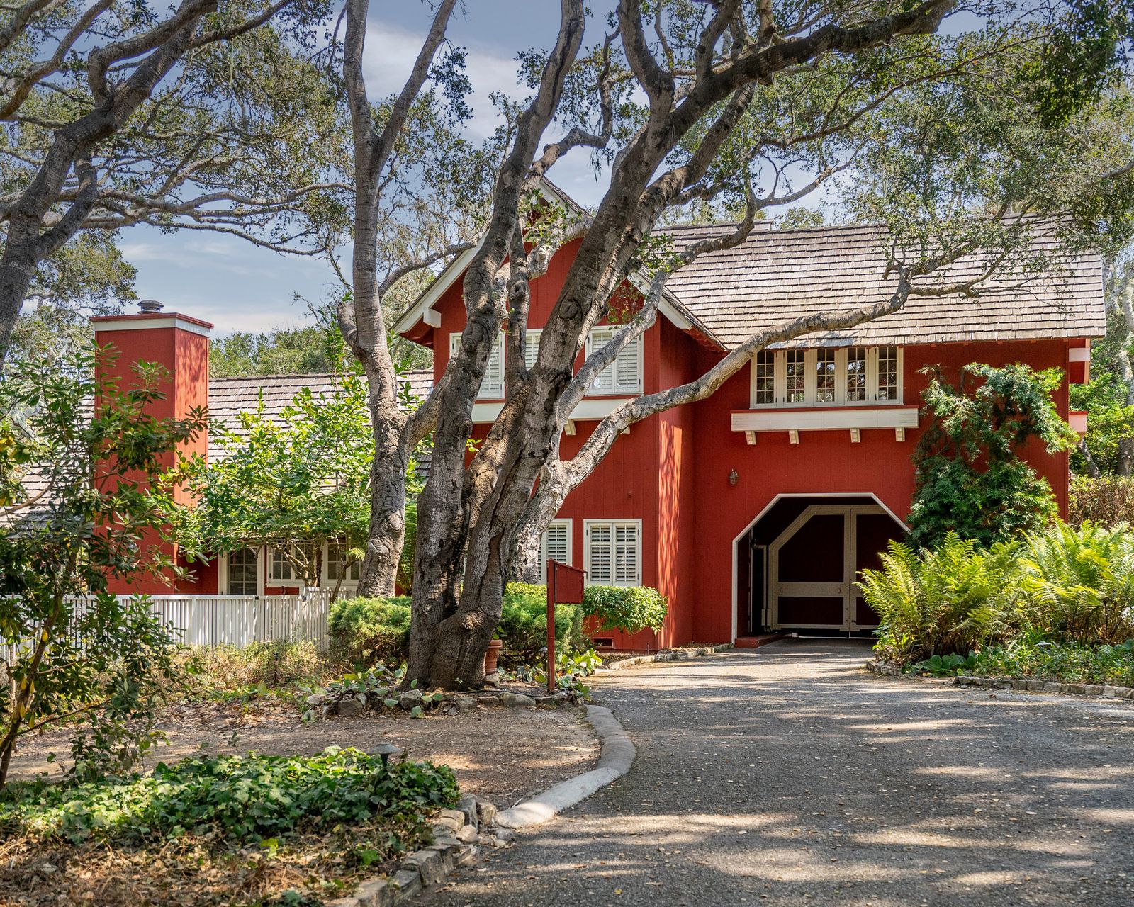 Movie icon Doris Day’s house in California is for sale for $7.4 million ...