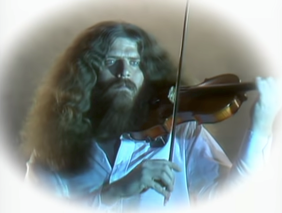 Kansas singer, violinist Robby Steinhardt has died at 71 | The Week
