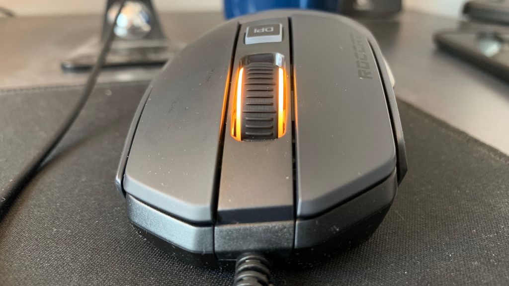 Roccat Kain 100 Aimo Mouse Review: A Satisfying Click | Tom's Hardware