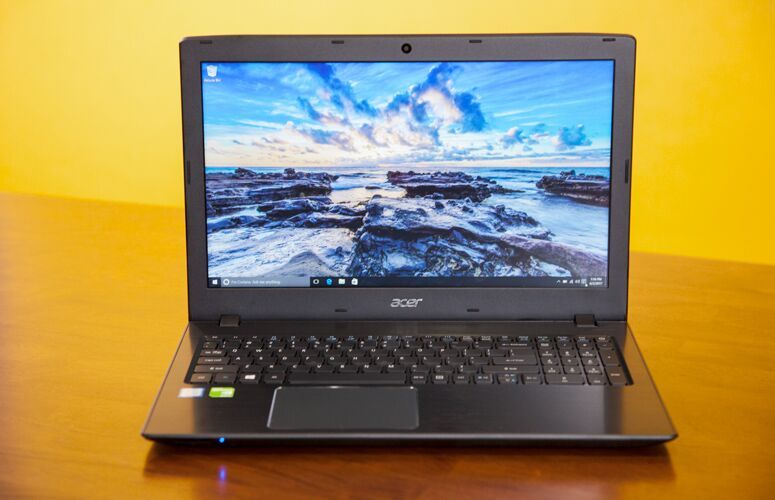 Acer Aspire E 15 (E5-575-33BM) Review: Great Bang for Your Buck ...