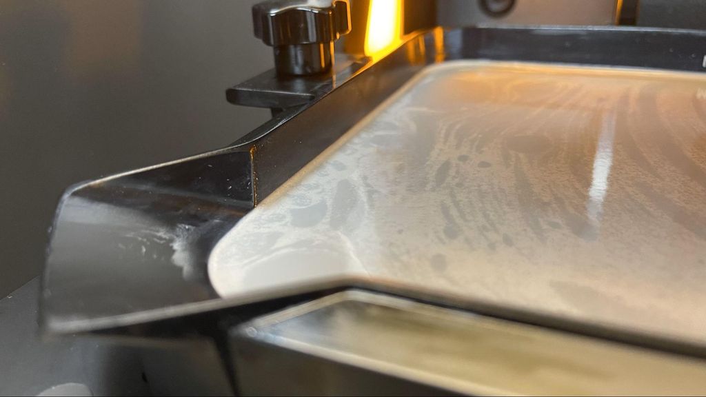 HeyGears Reflex RS Review: Commercial Resin for your Desktop | Tom's ...