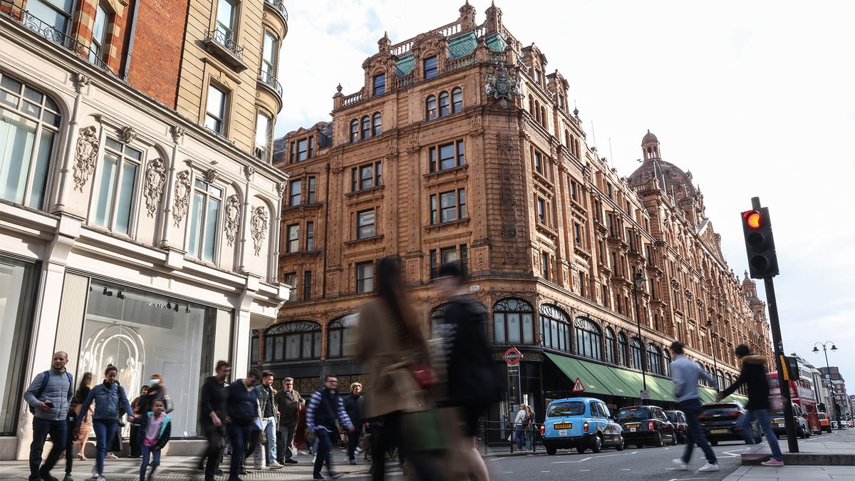 Harrods hit by cyber attack as UK retailers battle threats | IT Pro
