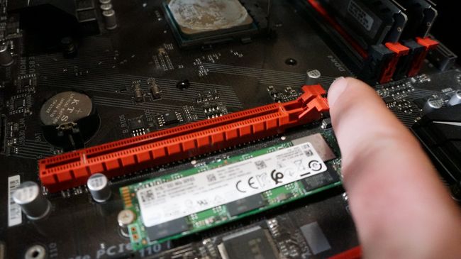 How to install a graphics card: upgrading your PC with a new GPU ...