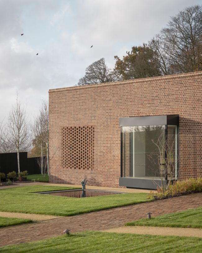 Types of Brick: Colours, Uses, Costs and More | Homebuilding