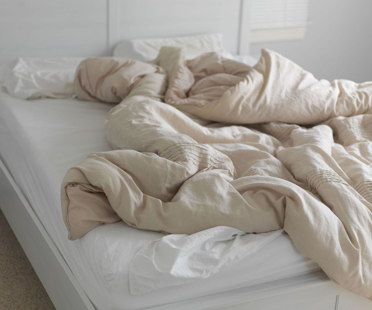 Can a messy house cause depression? Experts have their say | Homes and ...