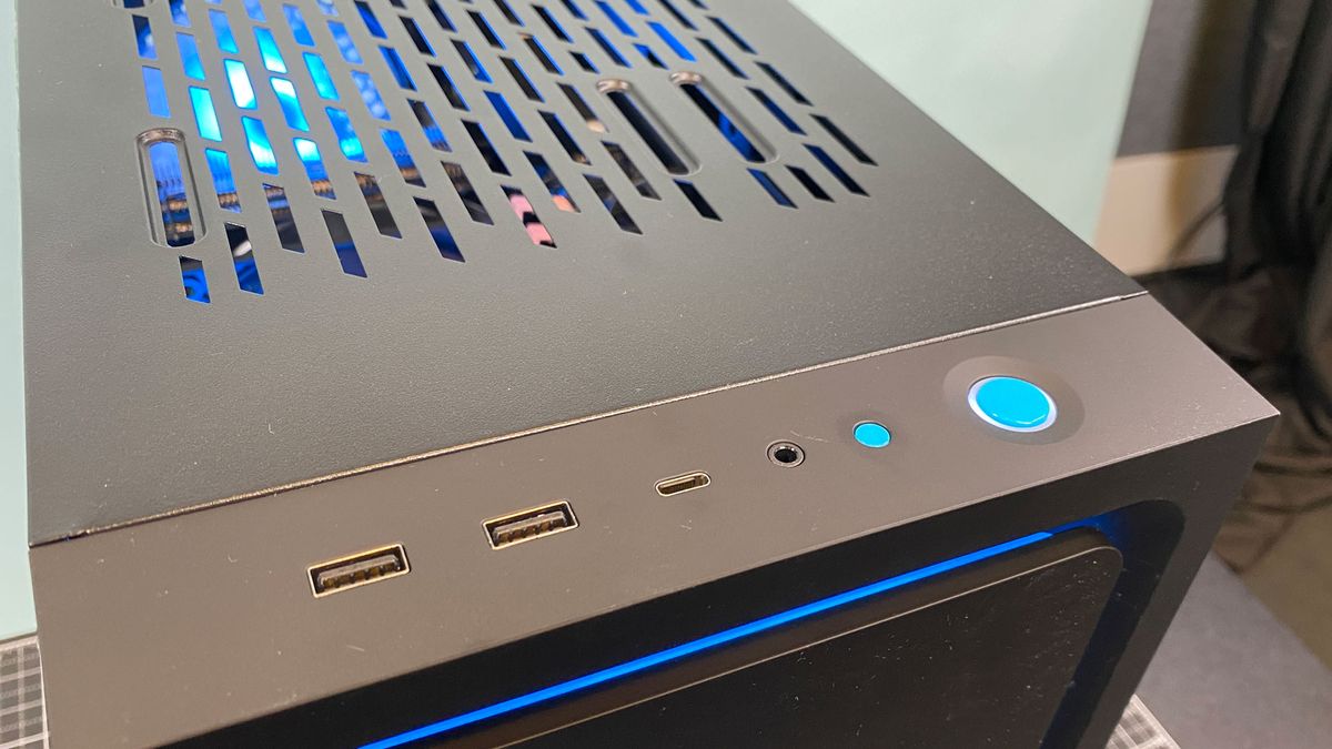 Maingear MG-1 Silver (Shroud Edition) Review: Strong Starter Rig | Tom's Hardware