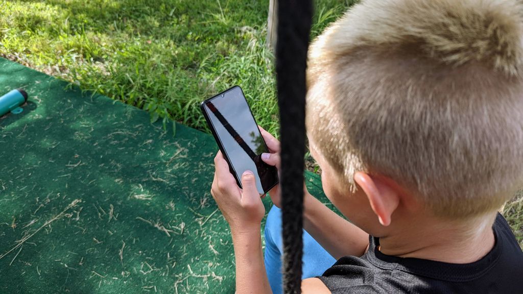 Troomi kids smartphone review: A smartphone experience tailored for ...