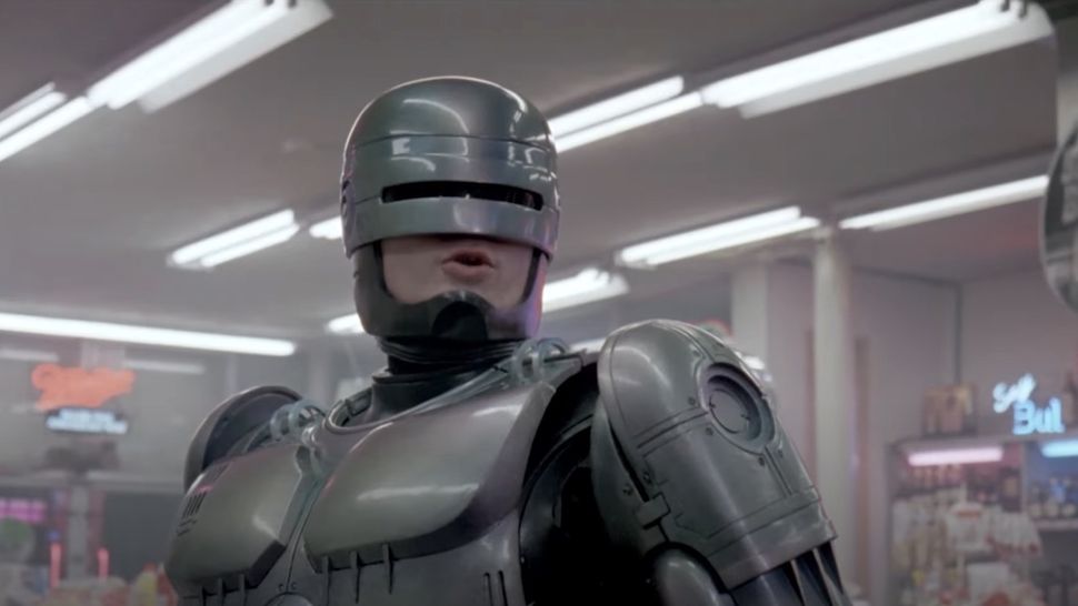 RoboCop OG Peter Weller Weighs In On Possibly Joining A Reboot, And I ...