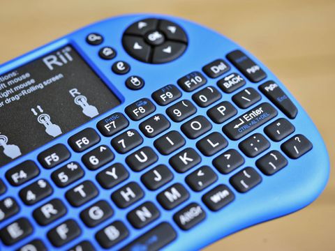Rii i8+ Mini Wireless review: a tiny keyboard for Continuum or Compute ...