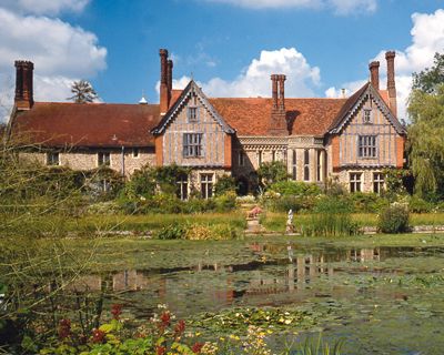 The 12 best family houses in England | Country Life
