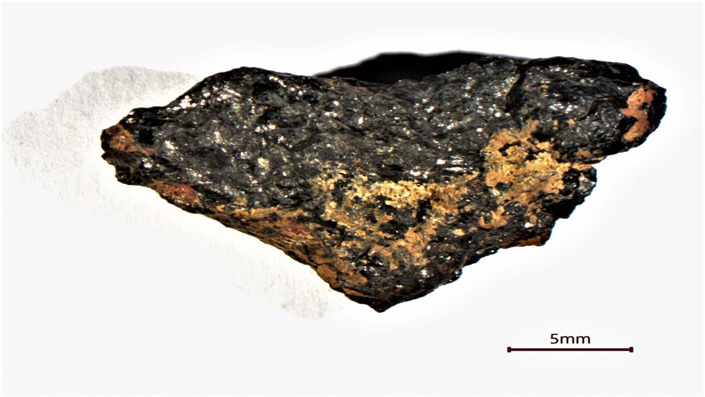Alien stone in Egyptian desert came from rare supernova, scientists say ...