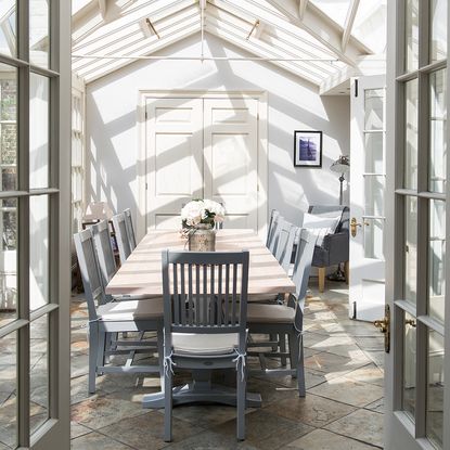 11 conservatory dining room ideas to dine in style | Ideal Home