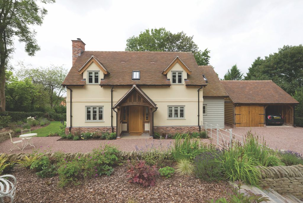 20 Characterful Traditional-Style Homes | Homebuilding