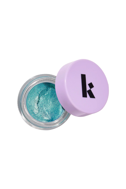 Blue Eyeshadow Looks: How to Wear Blue Eyeshadow Aesthetic | Marie Claire