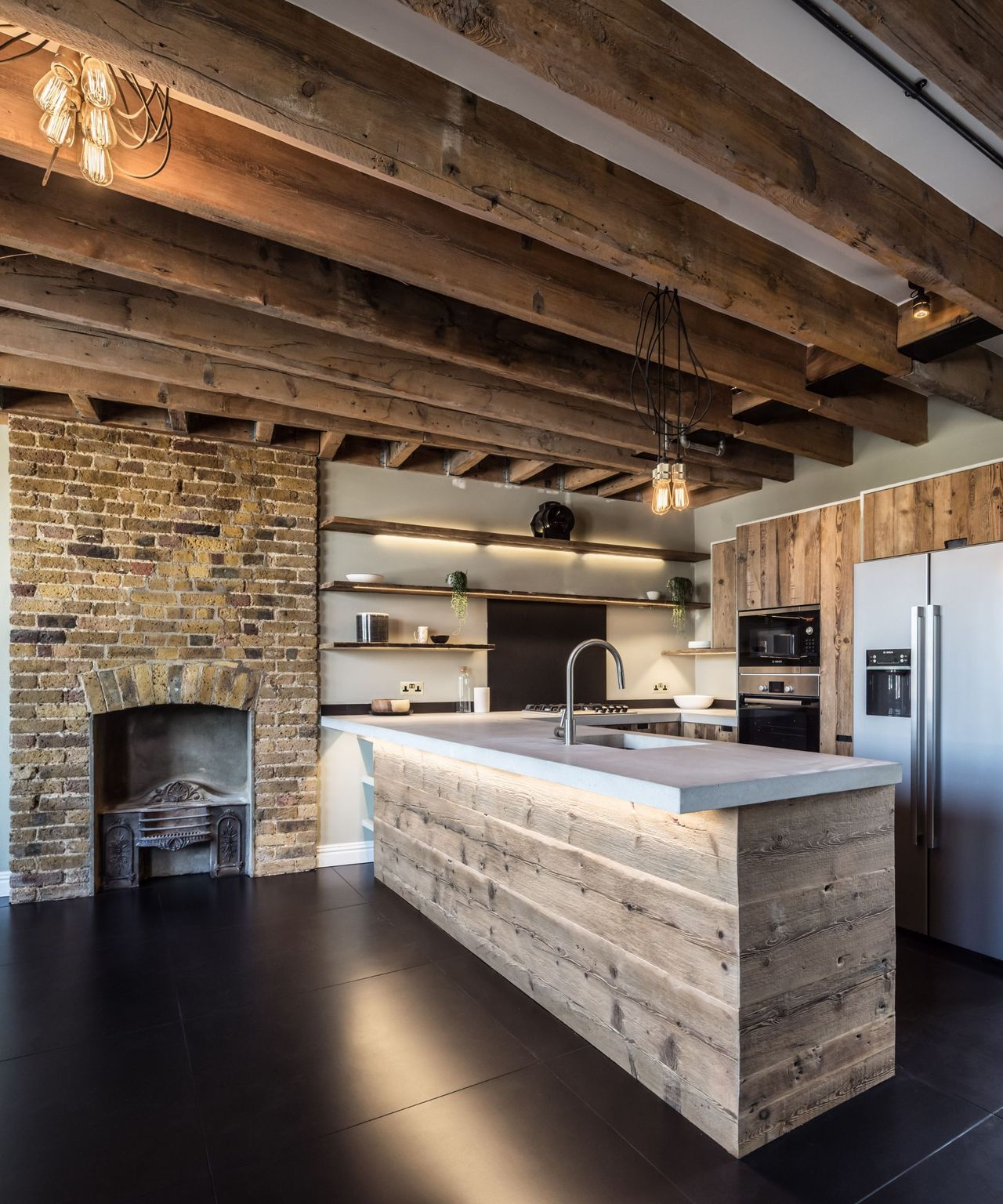 Tom Daley's kitchen taps into one of 2024's biggest trends | Homes and ...