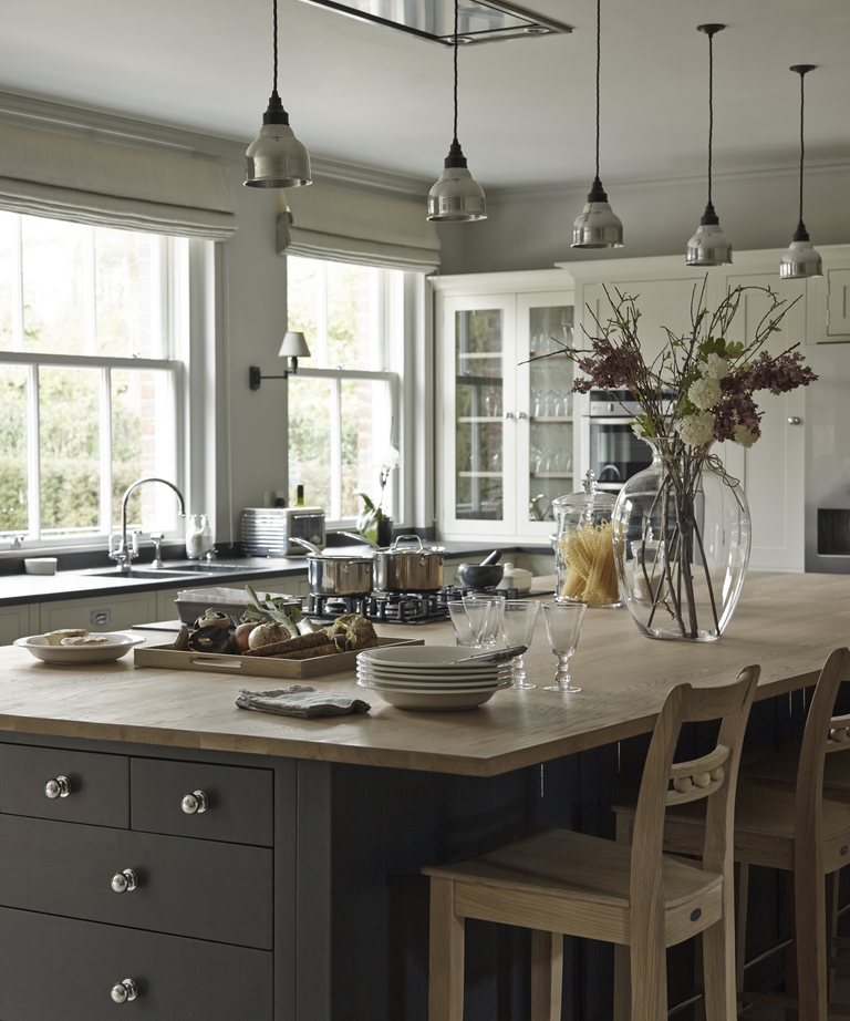 Farmhouse kitchen island ideas: 20 workstations with rural flavor ...